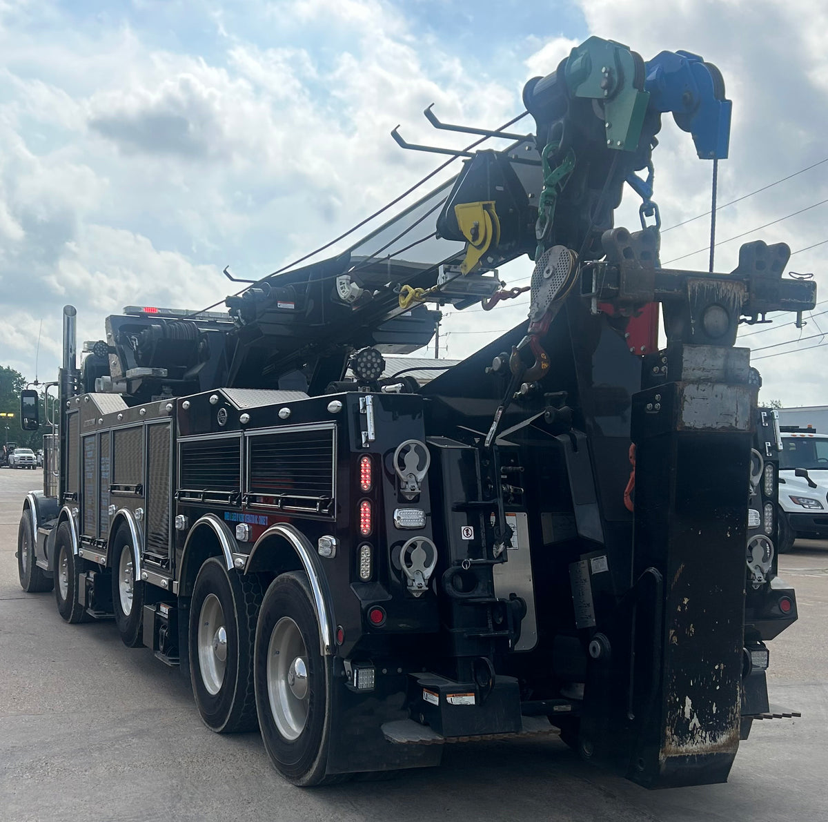 Call for price!!!!!! 2020 Peterbilt 389 Twin Steer 50/60 Jerr-Dan Rota ...